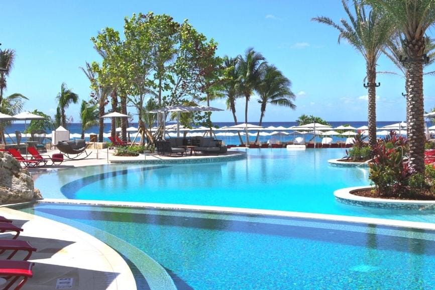 15 Best Cayman Islands Hotels (For Every Budget) | December 2025