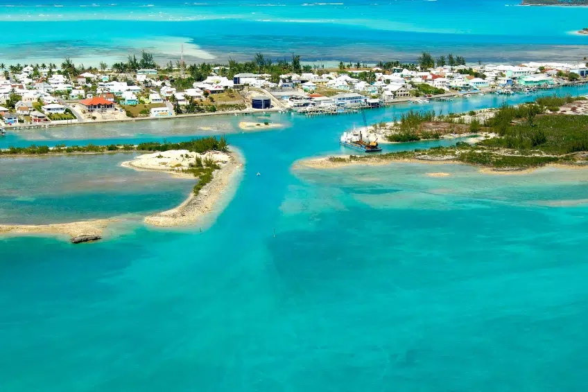 Spanish Wells Visitors Guide | October 2025